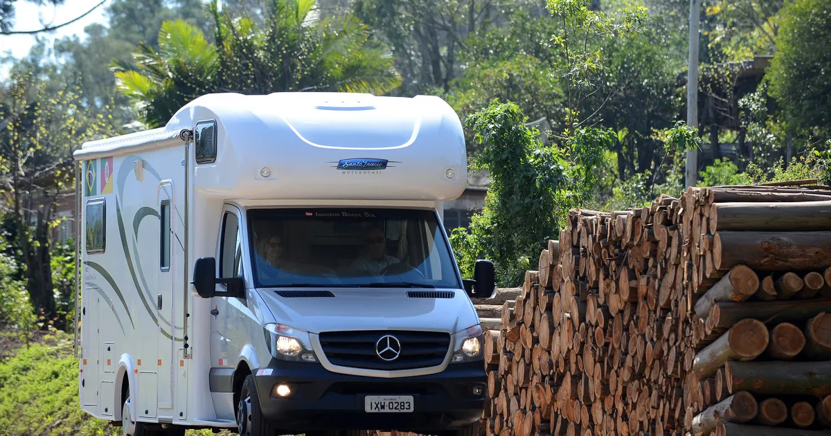 Mercedes-Benz é “Top of Mind” entre clientes de motorhome | Mercedes ...